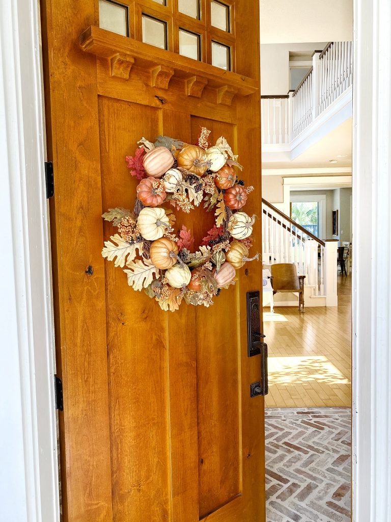 How To Use Five of My Favorite Fall Wreaths - Pasha is Home