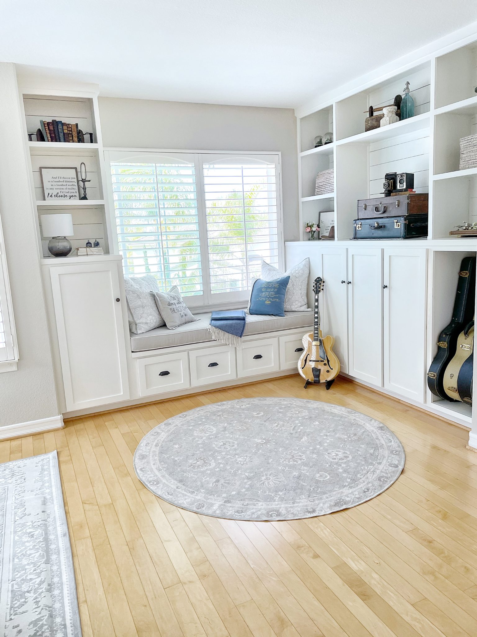 Five Built In Ideas for Your Home - Pasha is Home