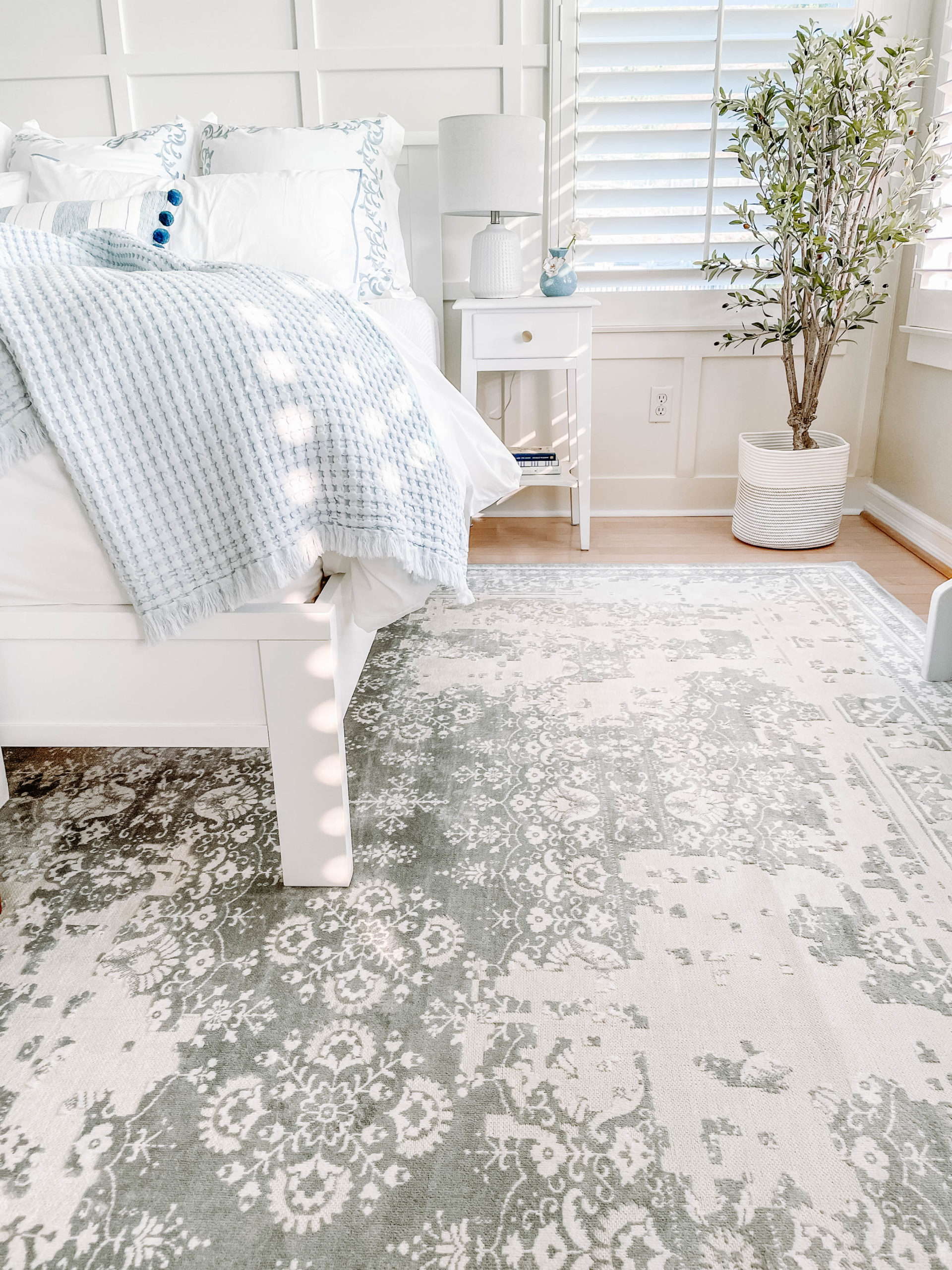 Simple and Helpful Ideas for a Bedroom Refresh - Pasha is Home