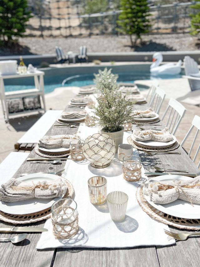 A Simple and Fresh Outdoor Summer Tablescape - Pasha is Home
