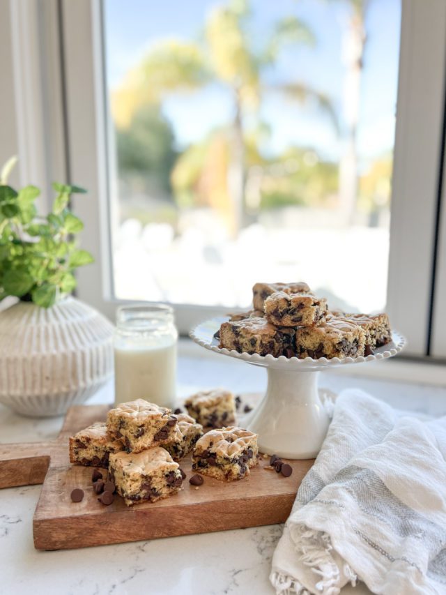 A Super Easy Chocolate Chip Dessert Recipe - Pasha is Home