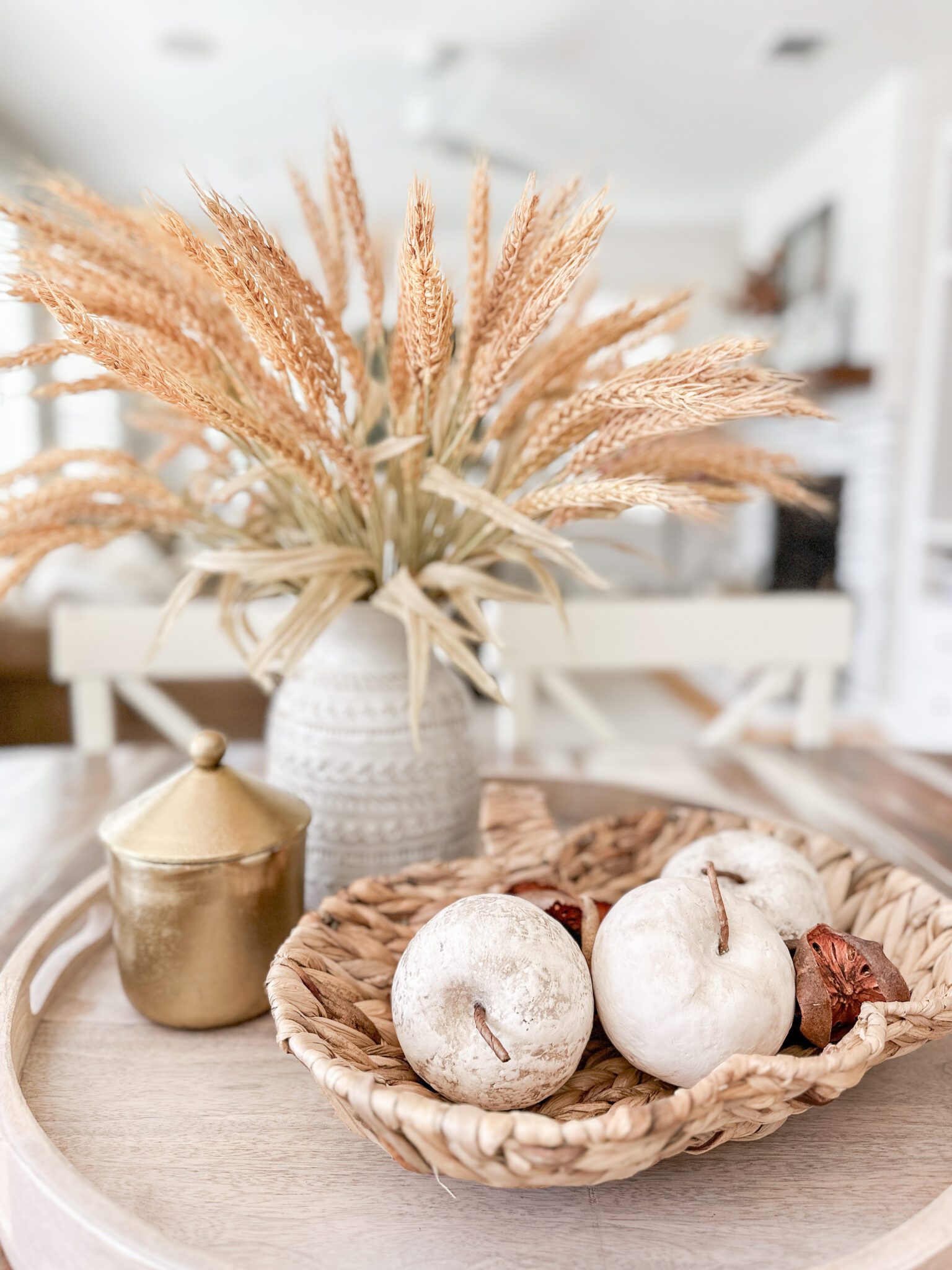 How to Use Warm Fall Decor in the Kitchen - Pasha is Home