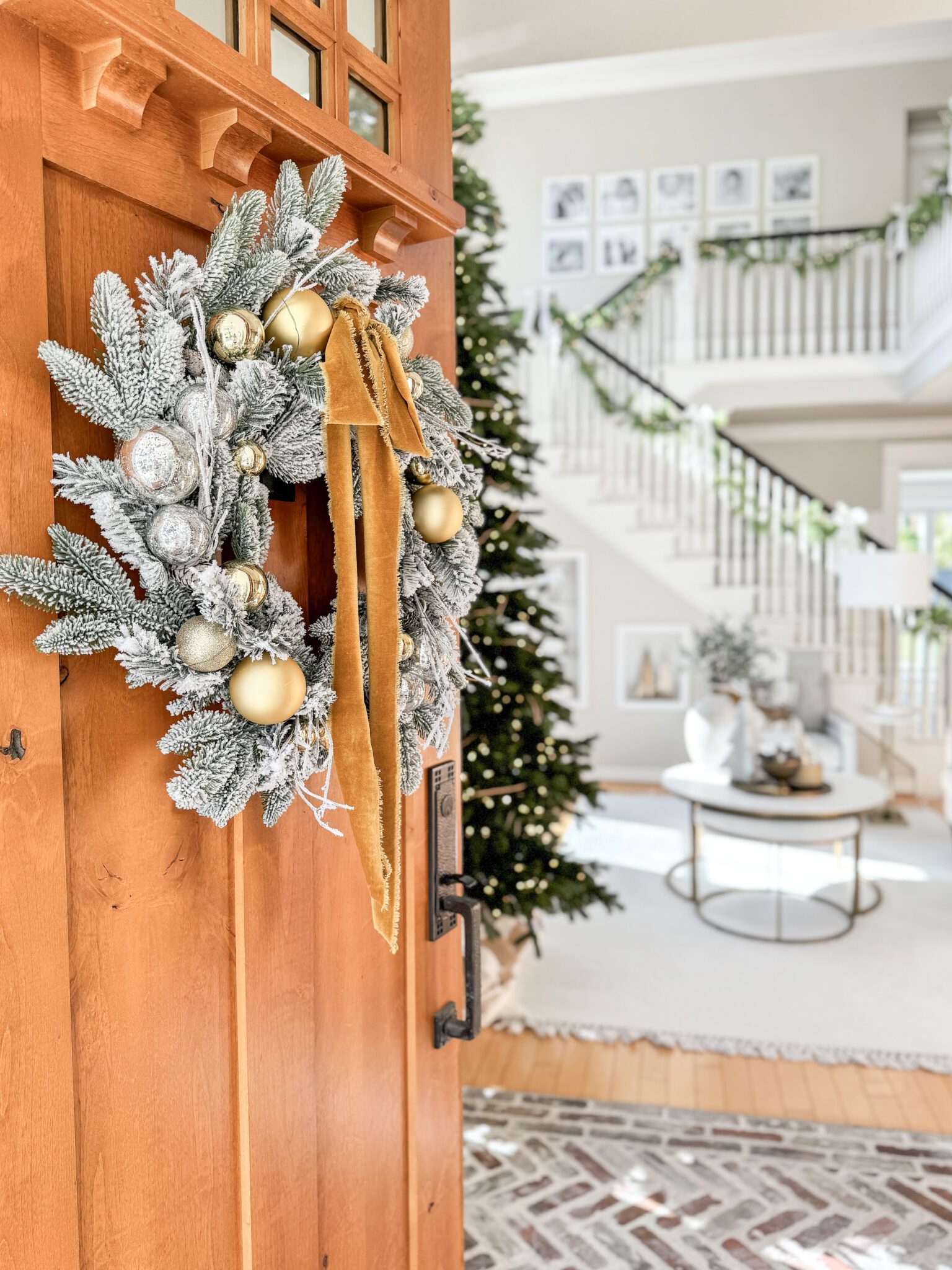 'Tis the Season for a Festive Home Tour - Pasha is Home
