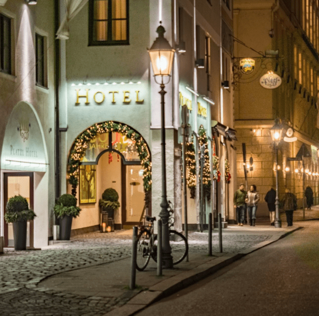 The Ultimate Christmas Market Travel Guide for Munich, Germany - Pasha ...